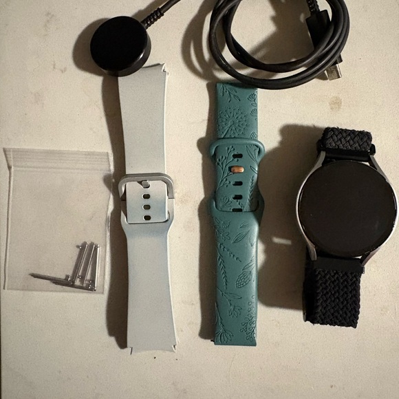 Samsung | Wearables | Samsung Smartwatch With Black White And Teal ...